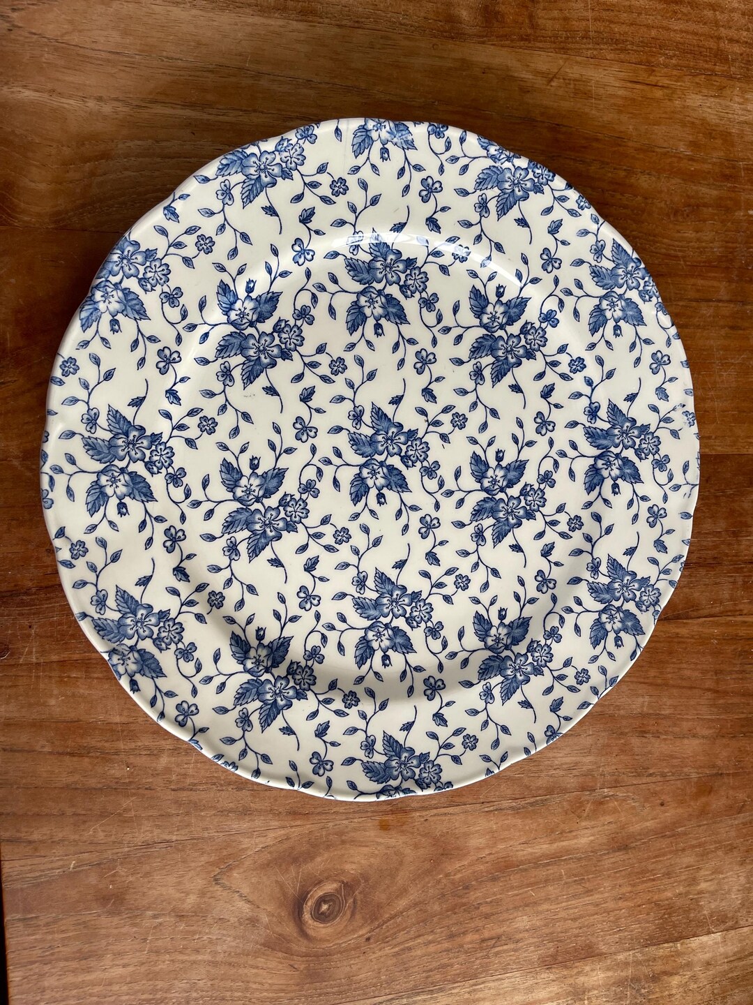 A Gorgeous Royal Tudor Bouquet Blue Grindley Cake/cake Dish - Round ...