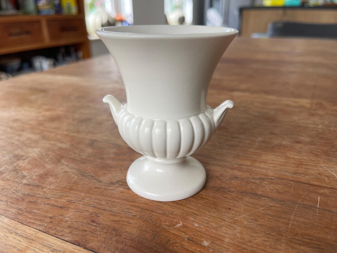 A Vintage Wedgwood of Etruria & Barlaston- Edme-klein Moonstone Vase ...