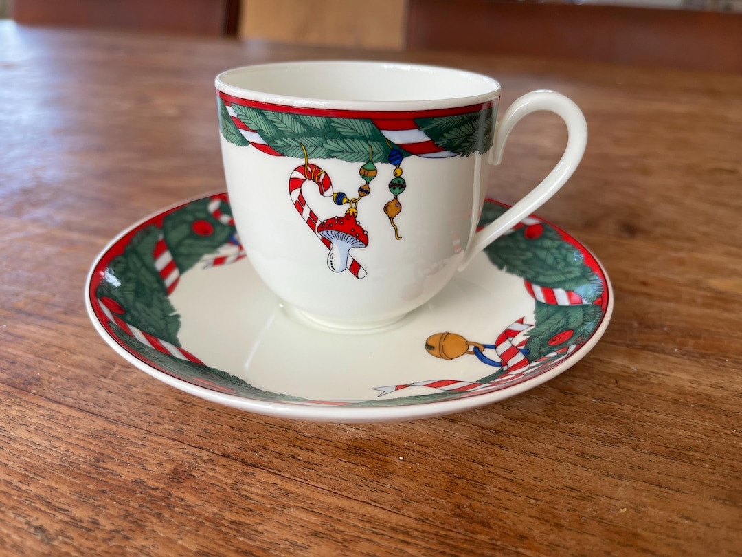 A Gorgeous Villeroy & Boch Heinrich Magic Christmas Christmas Tall ...
