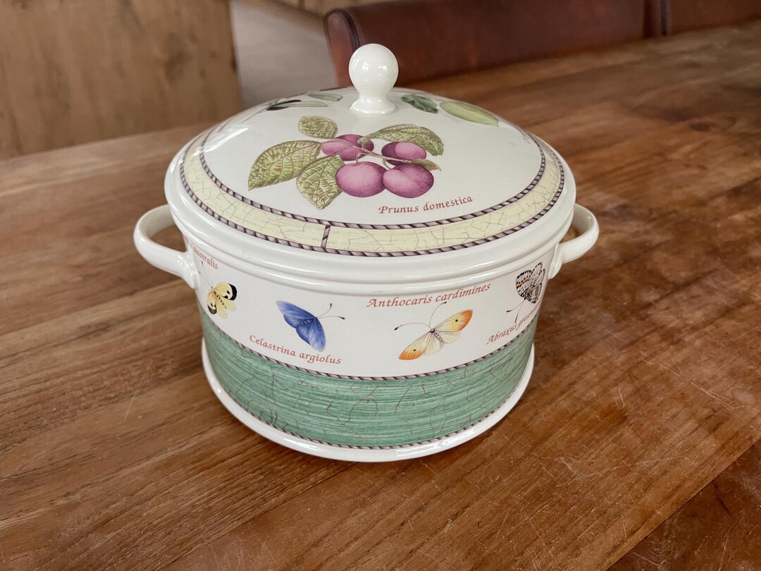 A Beautiful Vintage Wedgwood Sarah's Garden Cookware Covered Casserole ...