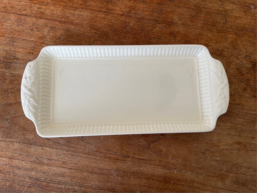 A Gorgeous Wedgwood Queen's Ware Edme-serving Tray/cake Tray- Cake or ...