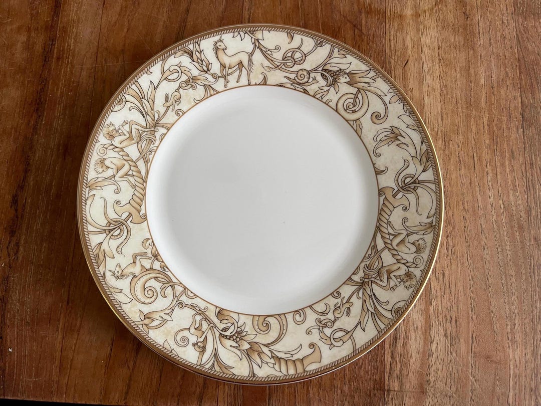 A Gorgeous Wedgwood Bone China Cornucopia Accent Breakfast Plate-accent ...