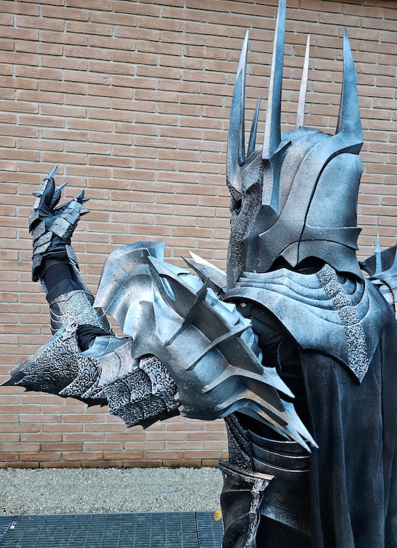Sauron Costume Amazon.com: Sauron Lord Of The Rings BST AXN 5 Action