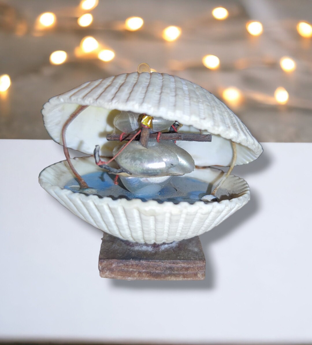 Vintage Clam Shell Diorama, Handmade Shell Ornament, Home Decor ...