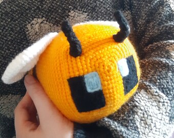 Minecraft Bee Plush, Bumble Bee Plushie, Gamer Gift - Large Buzzy Cube ...