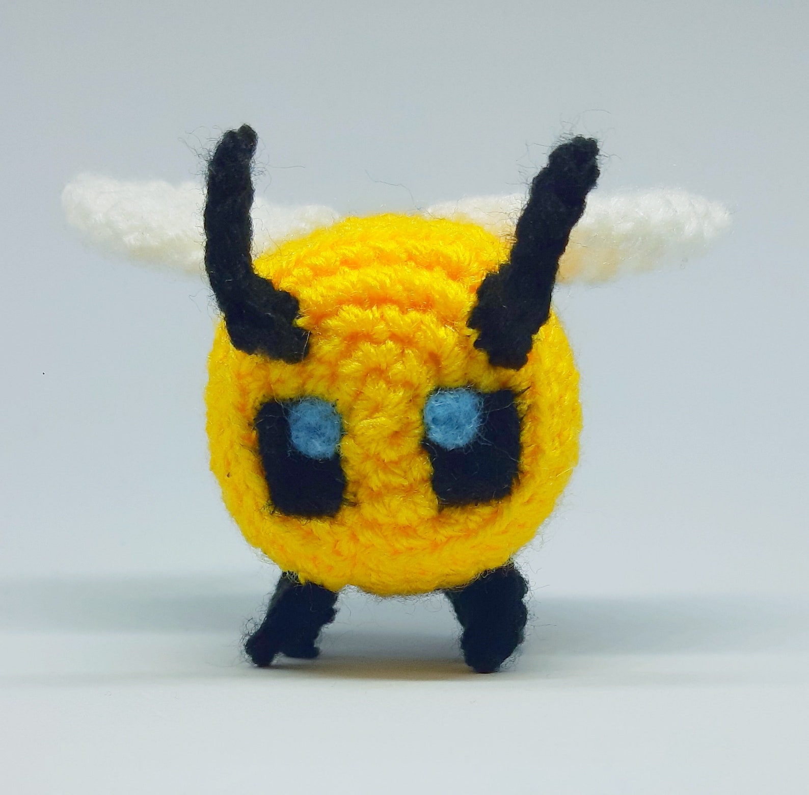 Minecraft Bee Crochet Pattern Amigurumi Bee Minecraft Plush - Etsy