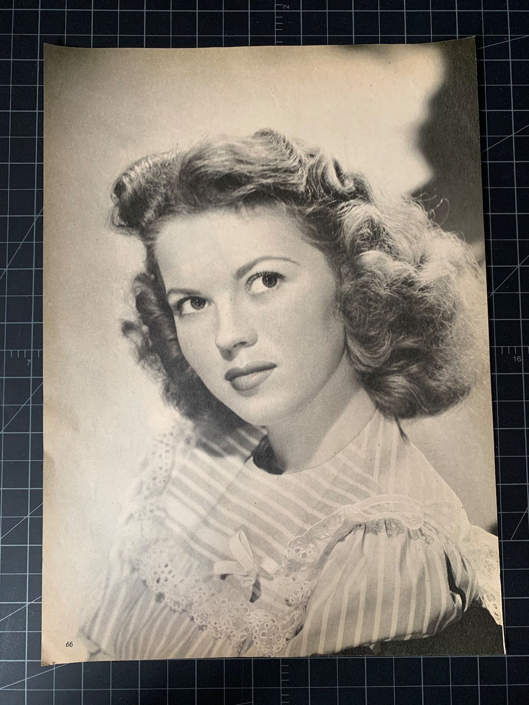 Vintage 1940s Shirley Temple Original Magazine Portrait Page - Etsy