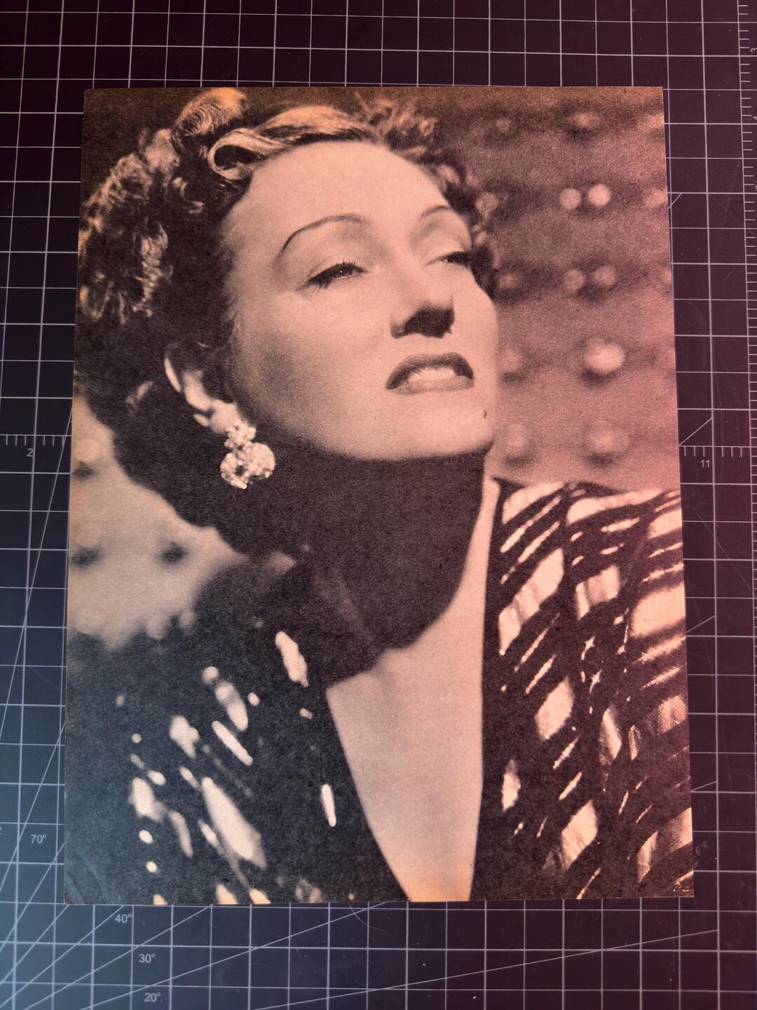 Vintage 1940s Gloria Swanson Magazine Portrait - Etsy