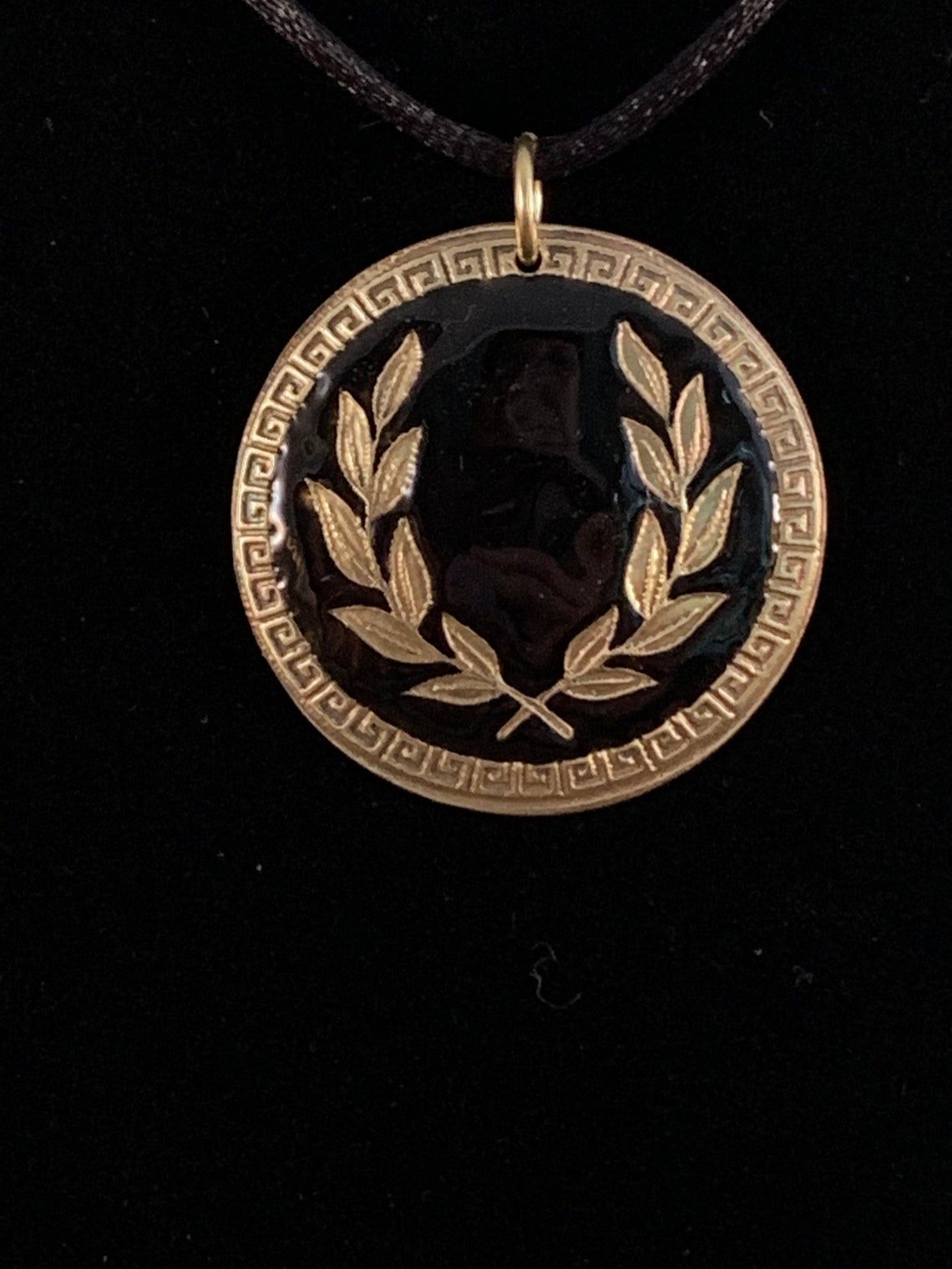 SCA Laurel Medallion Greek Key - Etsy