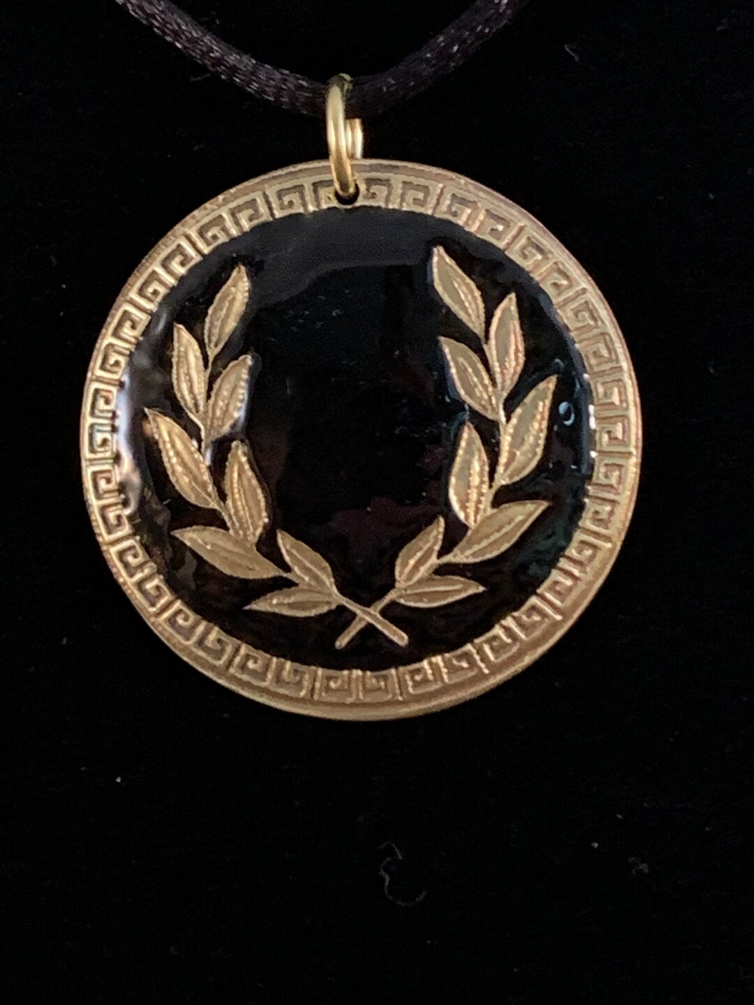 SCA Laurel Medallion Greek Key - Etsy