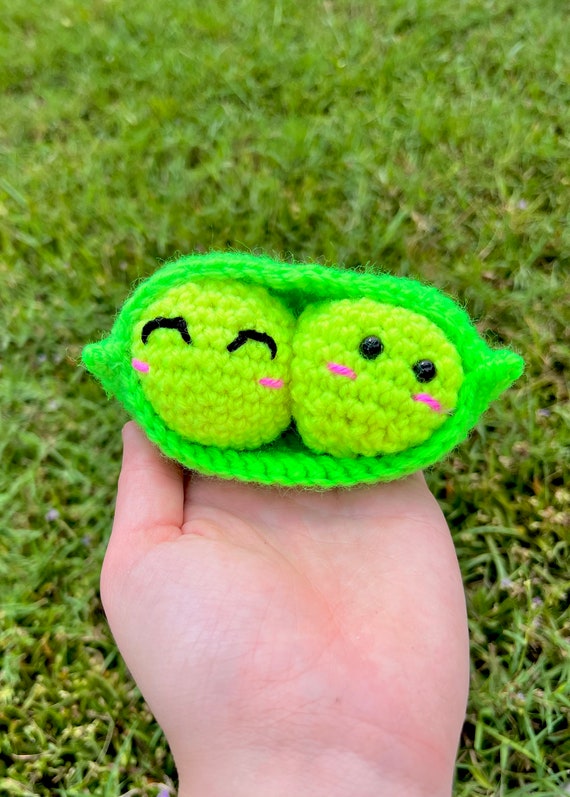 Pea in Pod Crochet Toy Amigurumi Three Piece Toy - Etsy