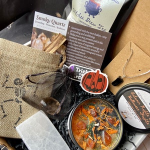 Spooky Mystery Box, Halloween Lovers Gift Set, Fall Season Candle ...