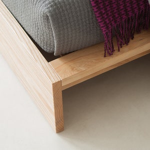 Japanese Minimalist Platform Bed Frame / Japanese Furniture / - Etsy