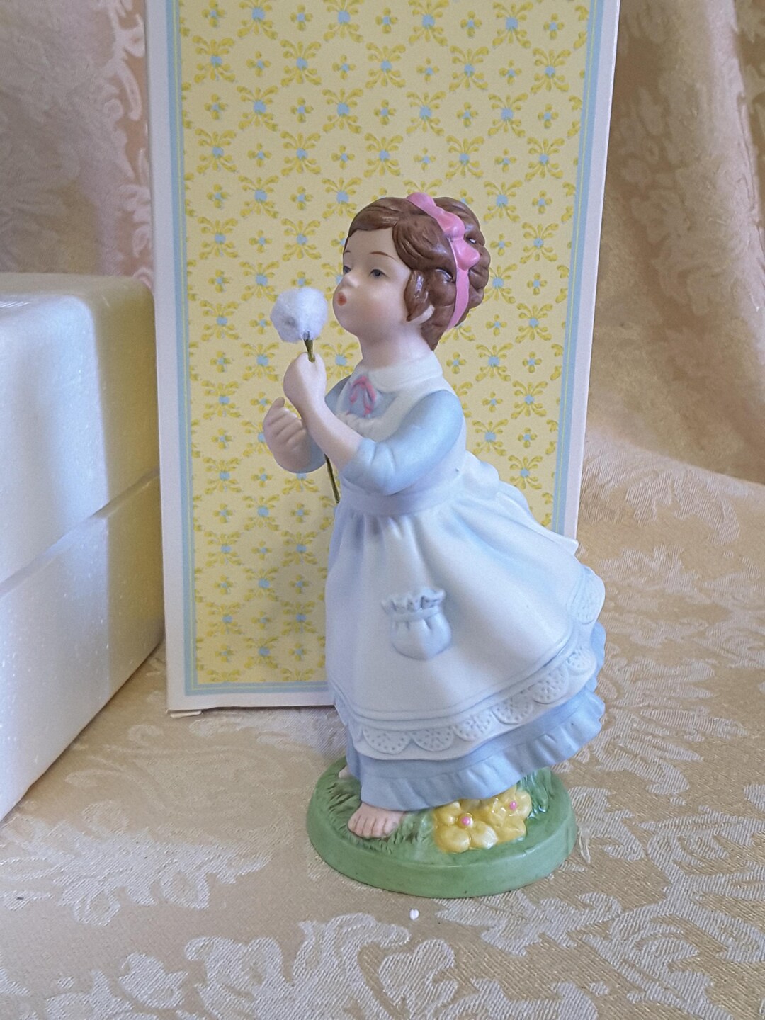 Porcelain Figurine Girl Blowing on A Dandelion Avon 1982 "wishful ...
