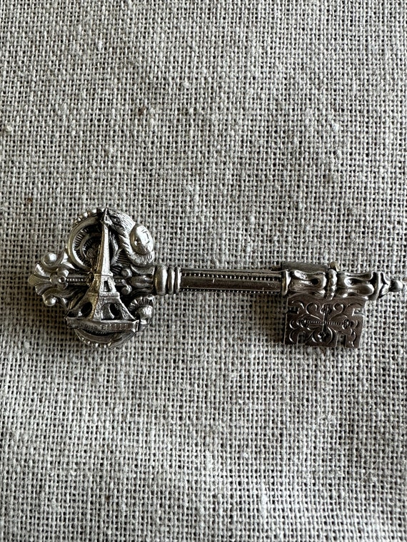 Vintage French Souvenir Key to Eiffel Tower, Brooch p… - Gem