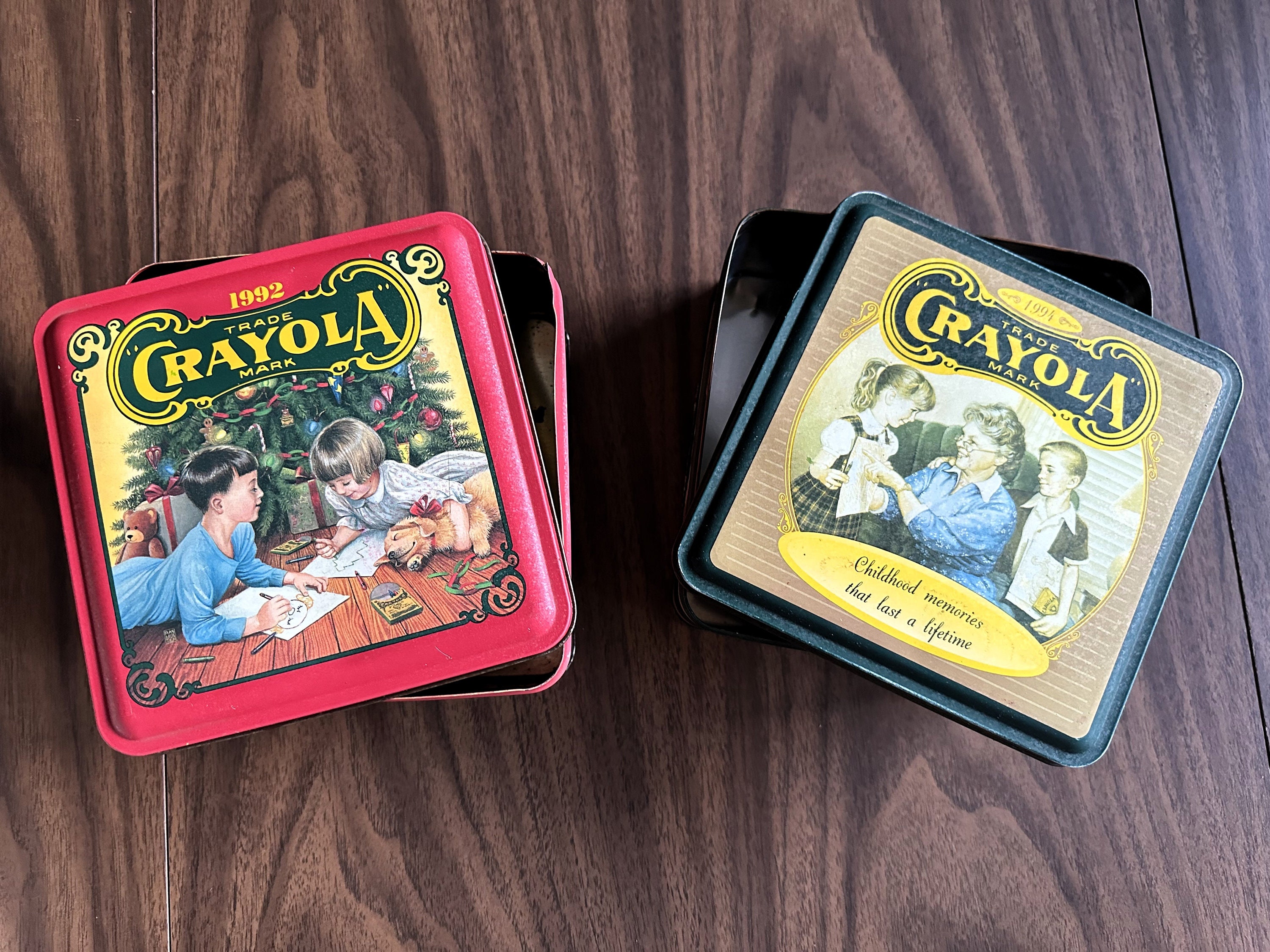 2 Crayola Metal Square Covered Tins 1992 Red Christmas Tin OR 1994 Green Family and Friends Tin Square 1990 s Crayola Crayon Tins Etsy Ireland
