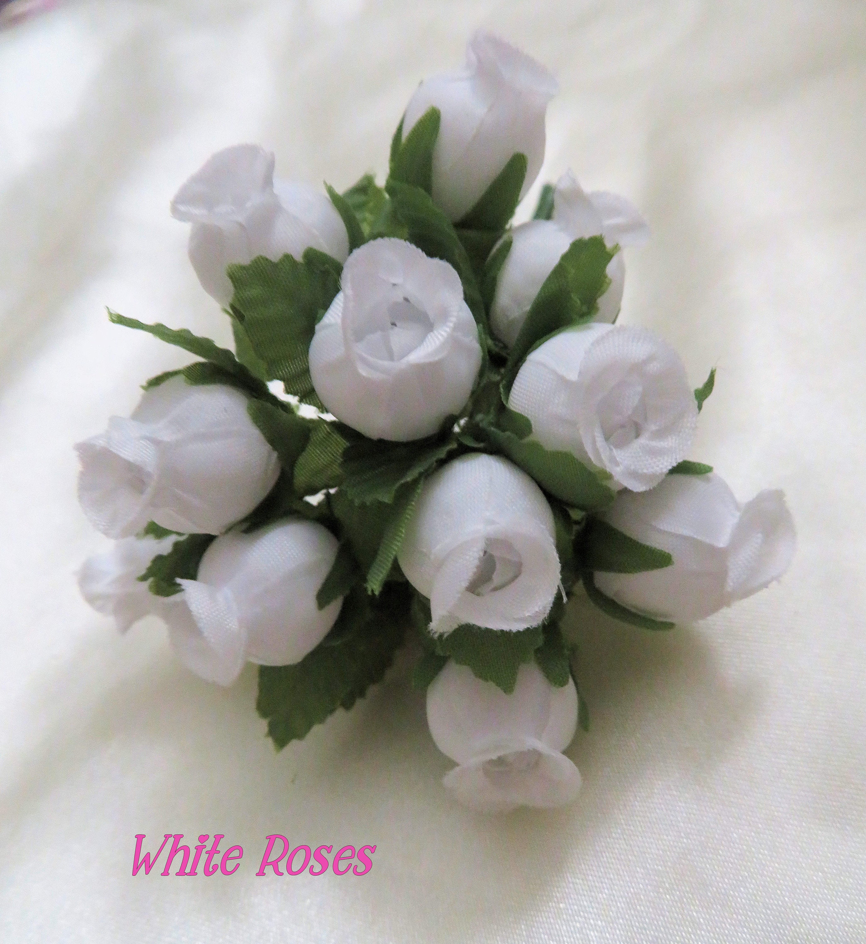 Tiny White Fabric Roses With Wire Stems for Card Creating ...