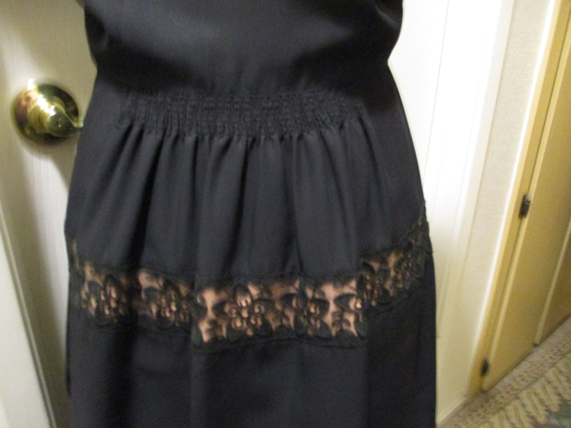 A JOYCE ORIGINAL 1940's 2 Piece Black & Pink Top W/ Peplum and Skirt ...