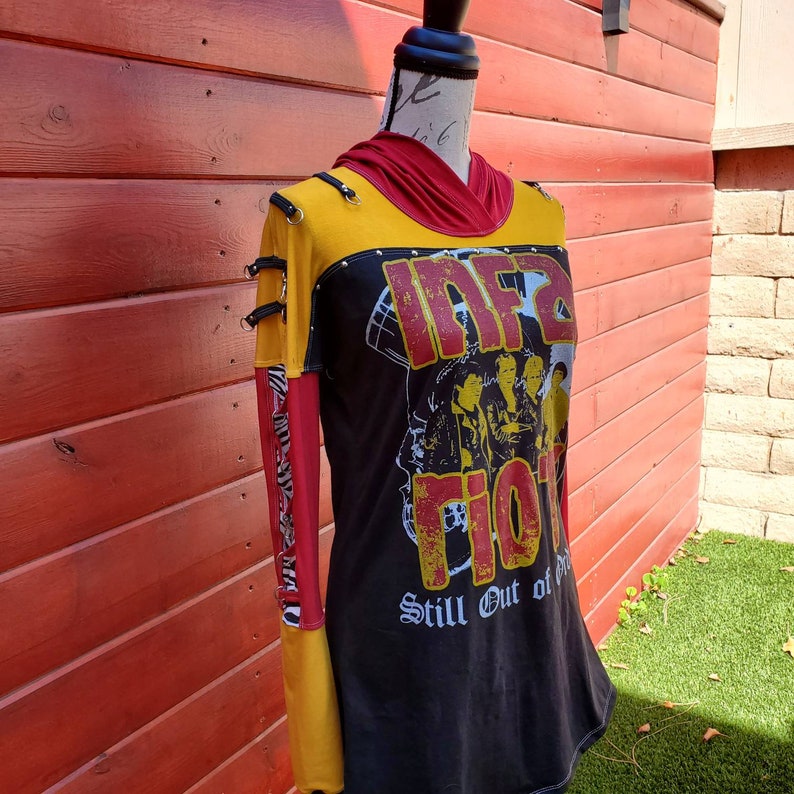 Infa-riot Long Sleeve Bondage Top size M - Etsy