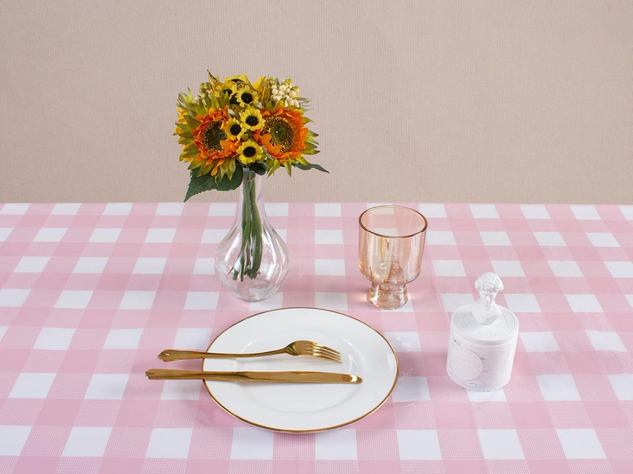 Pink White Checkered Tablecloths Disposable Plastic Gingham Tablecovers ...