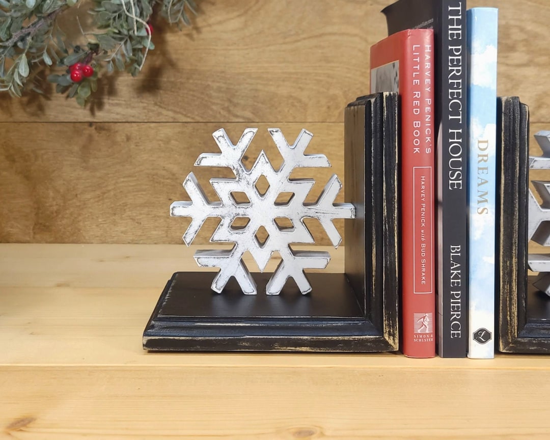 Rustic Snowflake Bookends: Black and White Christmas Farmhouse Decor - Etsy