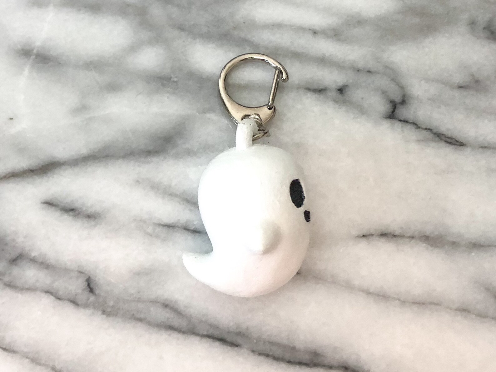 Halloween ghost keychain 3D printed and hand painted | Etsy