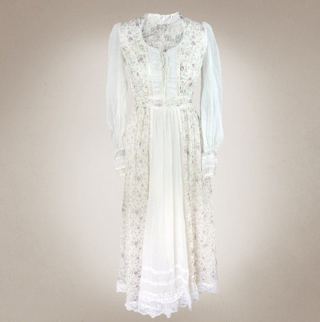 True Vintagekleid mit feiner Spitze im Jane Austen Stil Gunne Sax by ...