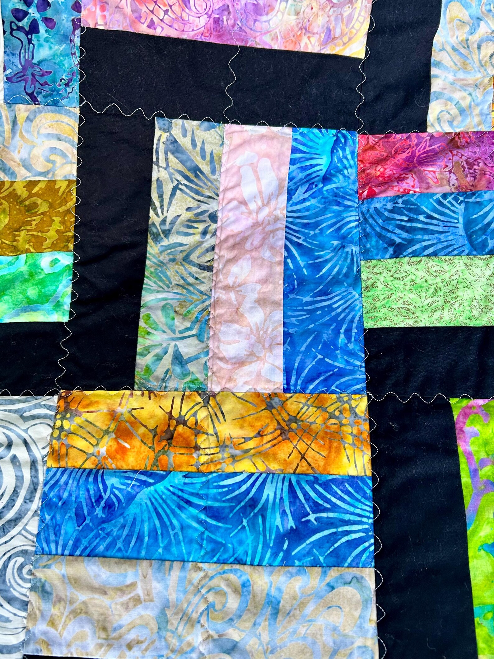 Batik ‘stair Steps’ Pattern Quilt - Throw Size - Etsy