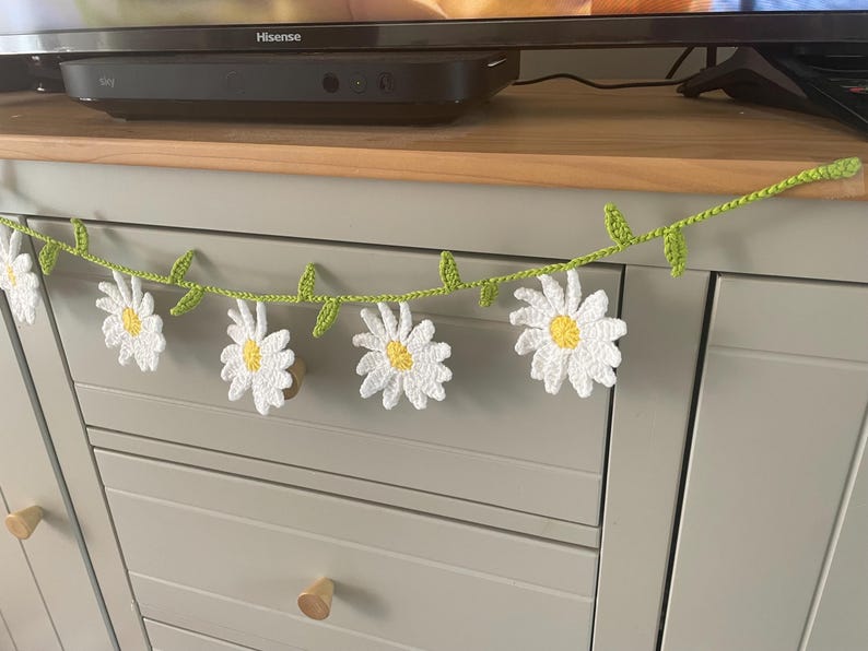 Daisy Bunting / Daisy Garland / Daisy Bunting / Home Decor / Floral ...