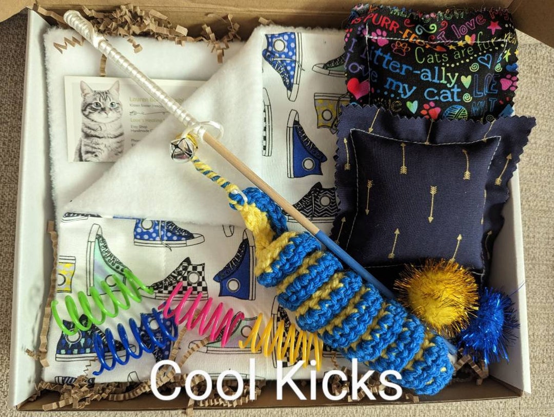 Adorable Catnip Gift Box | Handmade Variety of Cat Toys | Exciting ...