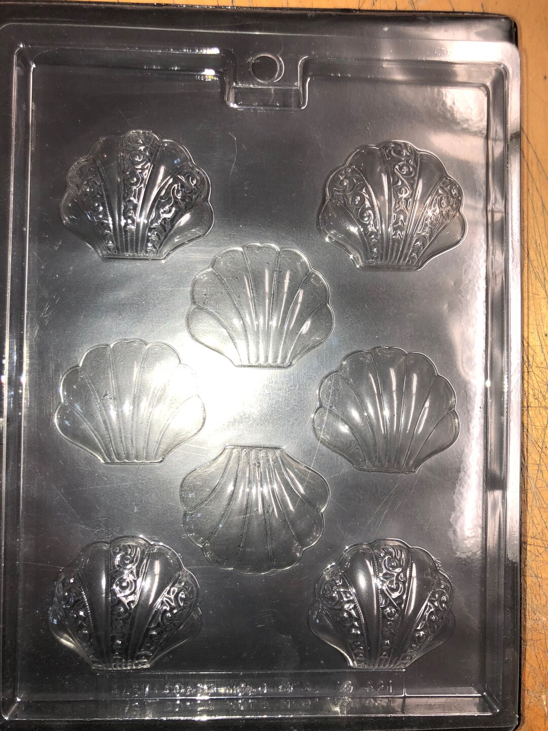 CLAM 8 CAVITY CHOCOLATE Mold - Etsy