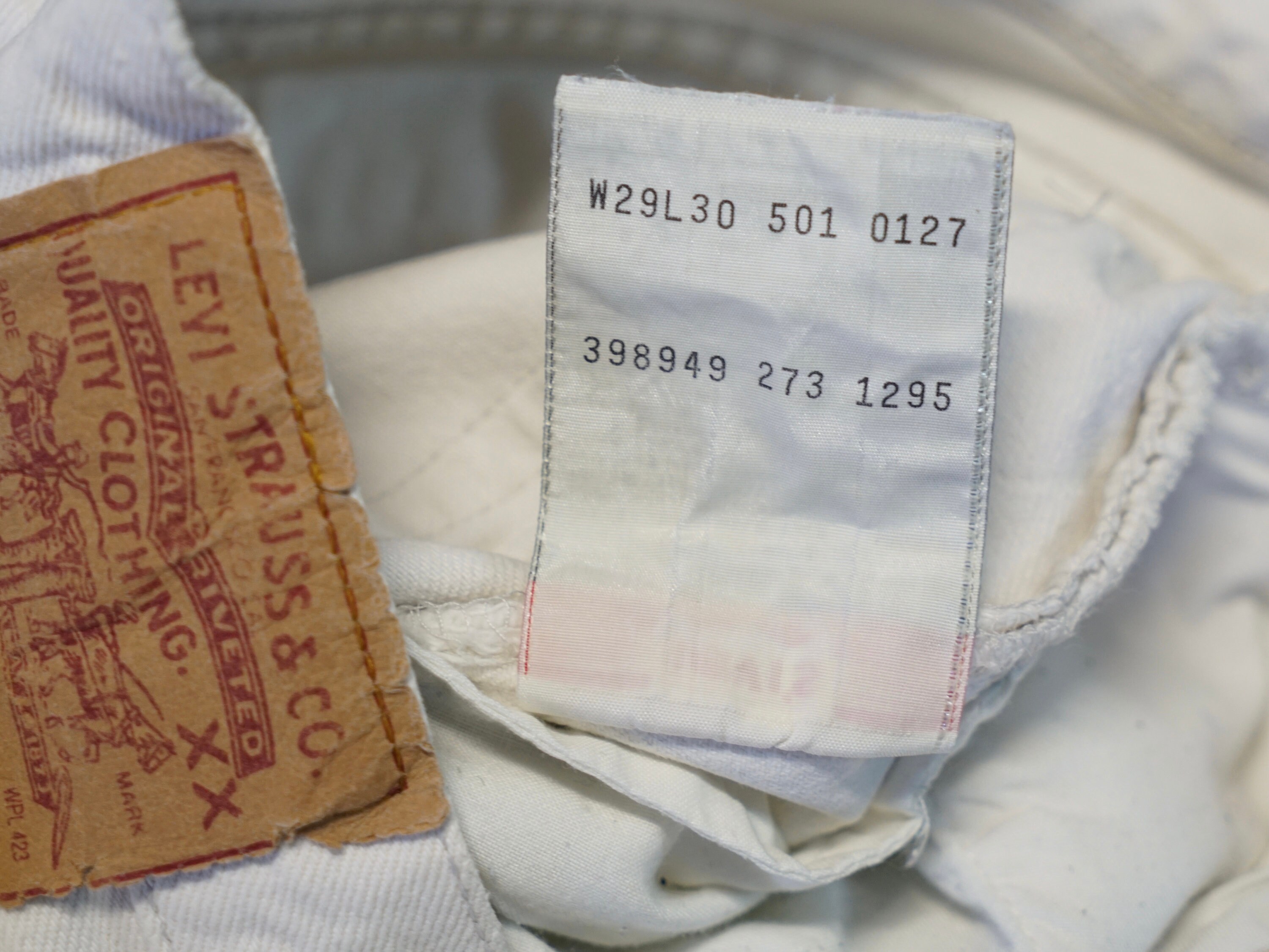 Vintage Levi's Men's Jeans Pants Size W29 - L30 Model 501 Vintage Levi's Men's Jeans Pants Size W29 - L30 Model 501