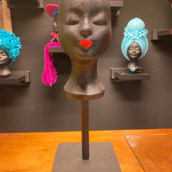 Wall Wig Stand for Multiple Wigs - Etsy