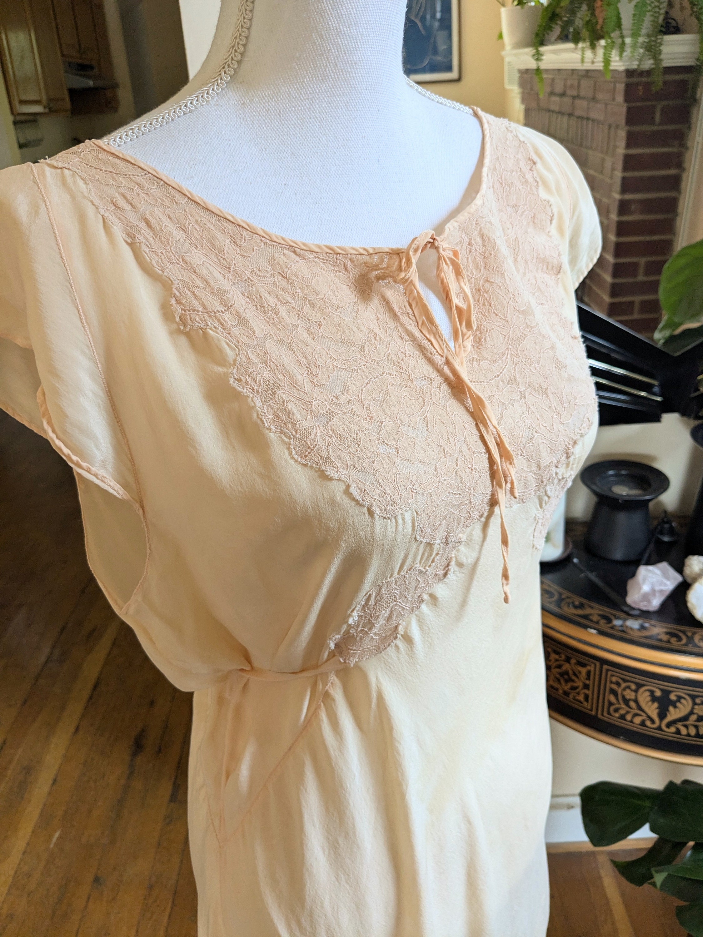 1930s Pale Pink Silk Nightgown - Etsy