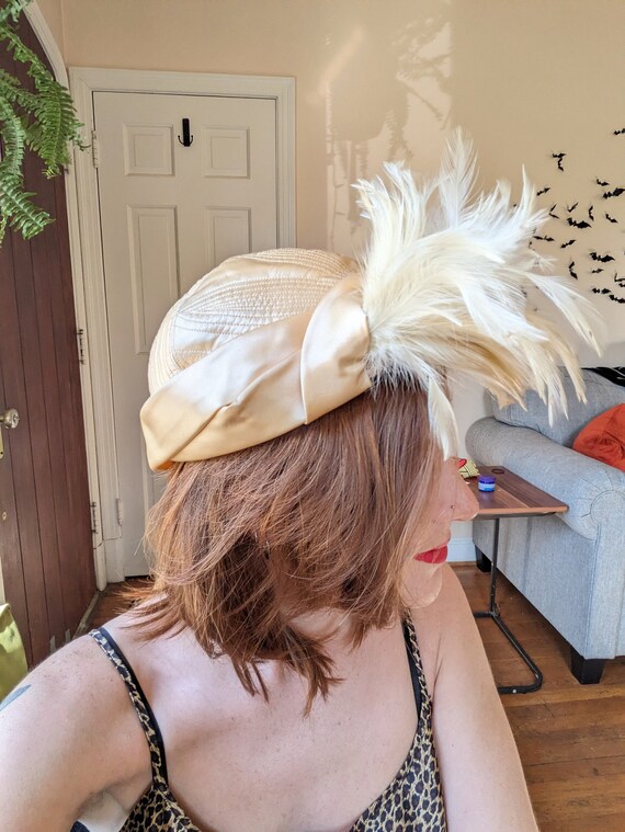 50s Cream Satin Quilted Cap with Feathers - Gem