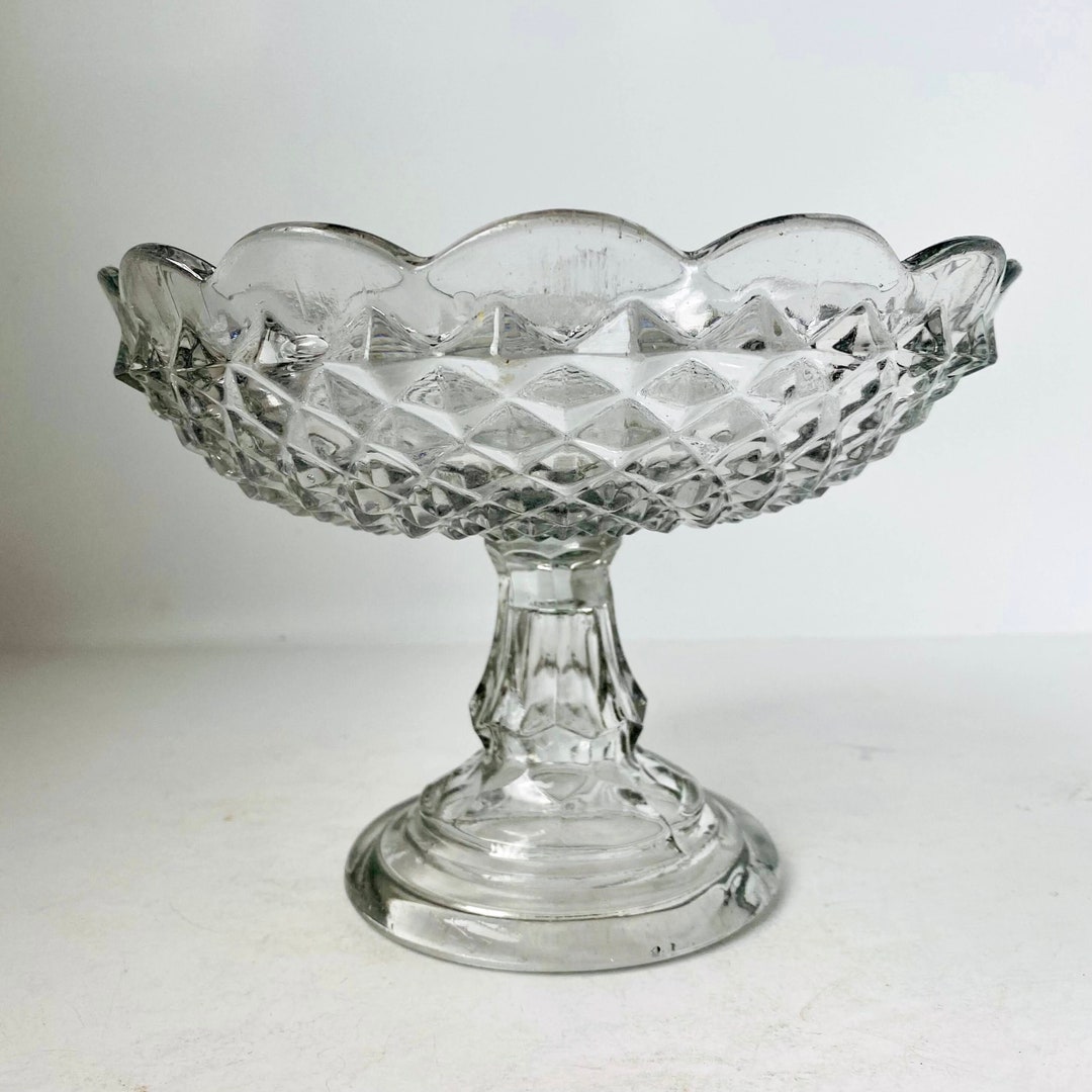 Vintage Pressed Glass Pedestal Bowl. Clear Glass Fruit Bowl. Display ...