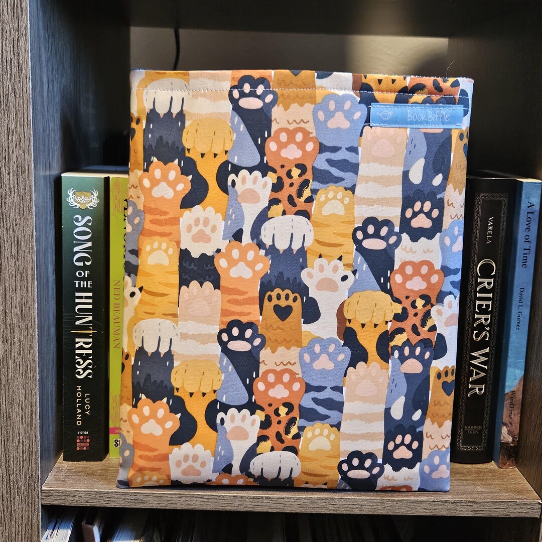 Cute, Illustrated Cat Paws Book Sleeve - 3 Sizes & Closure Options ...