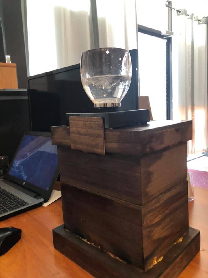 Levitating Bar Display - Etsy