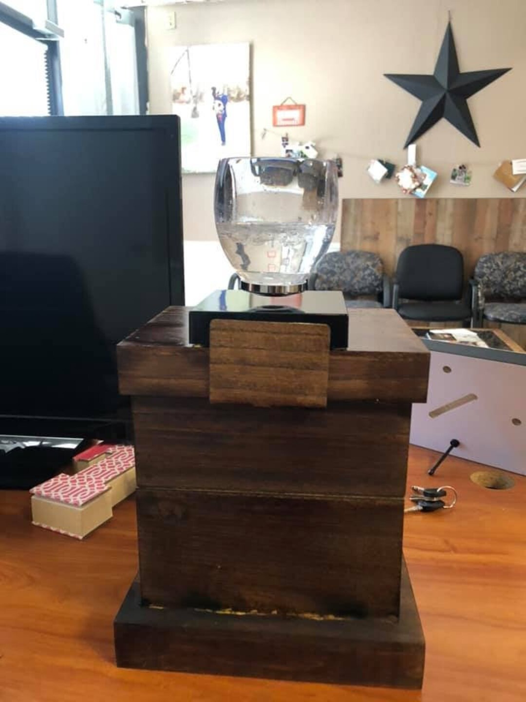 Levitating Bar Display - Etsy