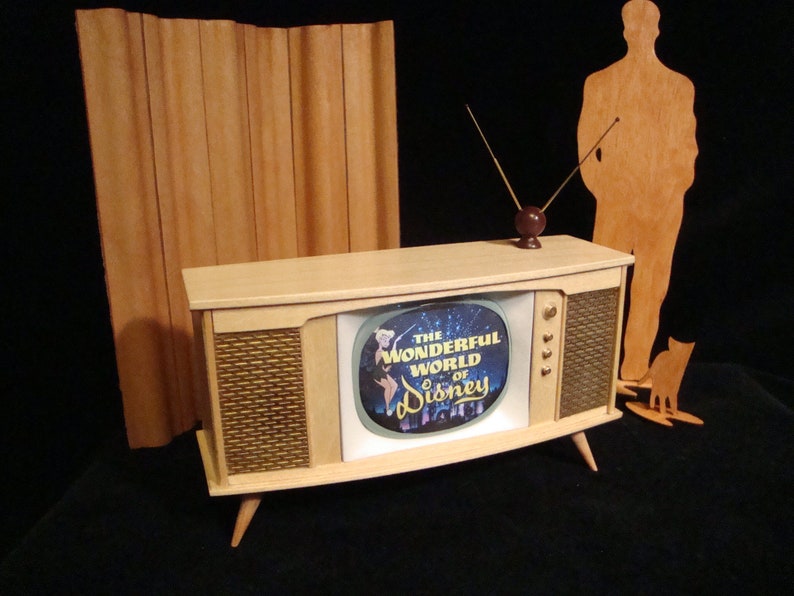 Miniature Console TV With Rabbit Ears and Light up Screen - Etsy