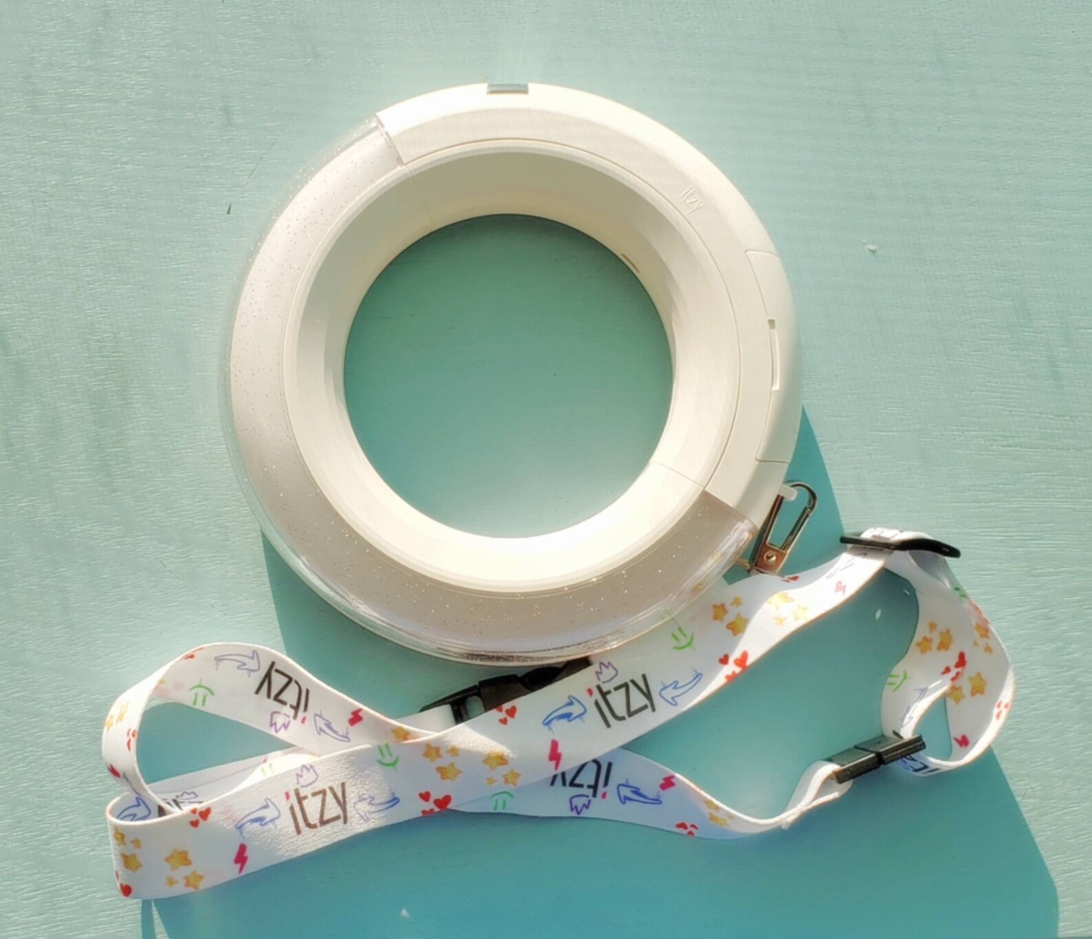 ITZY Lightstick Lanyard: Midzy Fanlight Strap, Concert Light Ring Belt ...