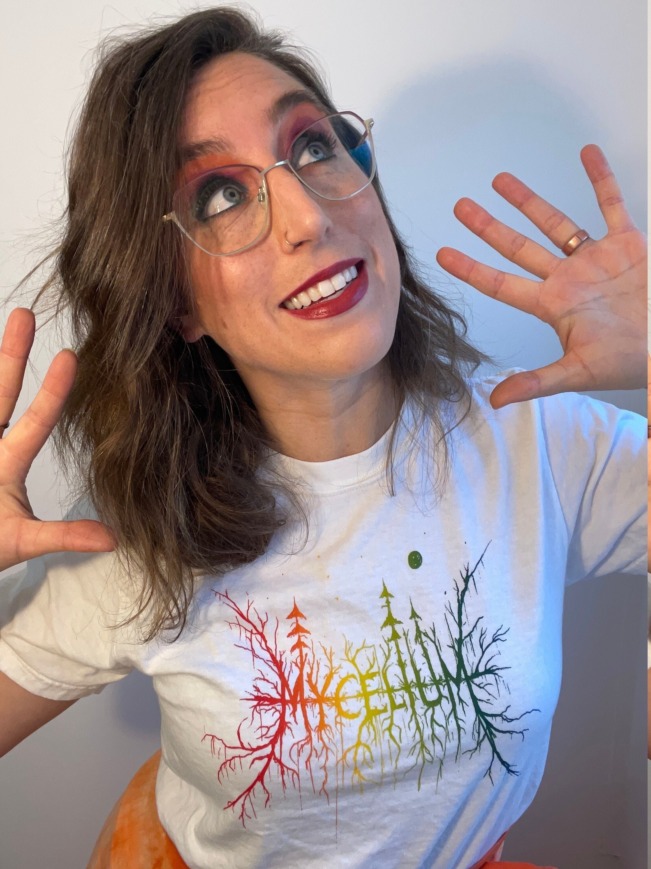 Patty Bee's Instagram, Twitter & Facebook on IDCrawl