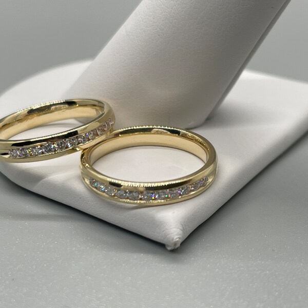 Gold Channel Set Ring - Etsy