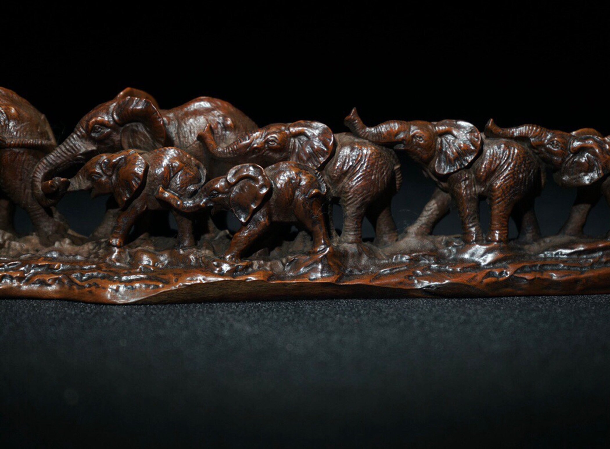 Hand-carved Boxwood elephant Pen Holder - Etsy