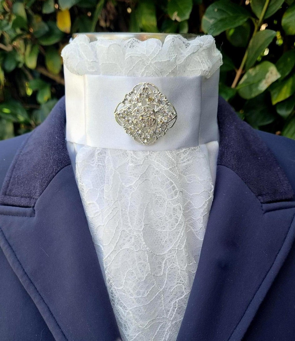 ERA Lyndal Grace White Satin and Chantilly Lace Pre-tied Stock Tie ...