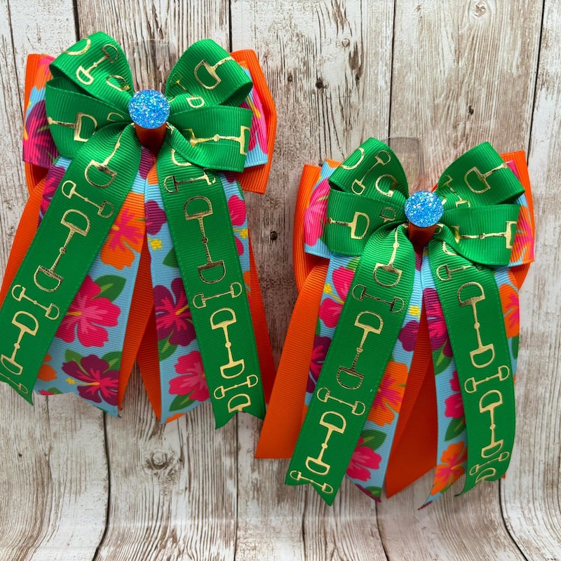 Hawaiian Equestrian - Etsy
