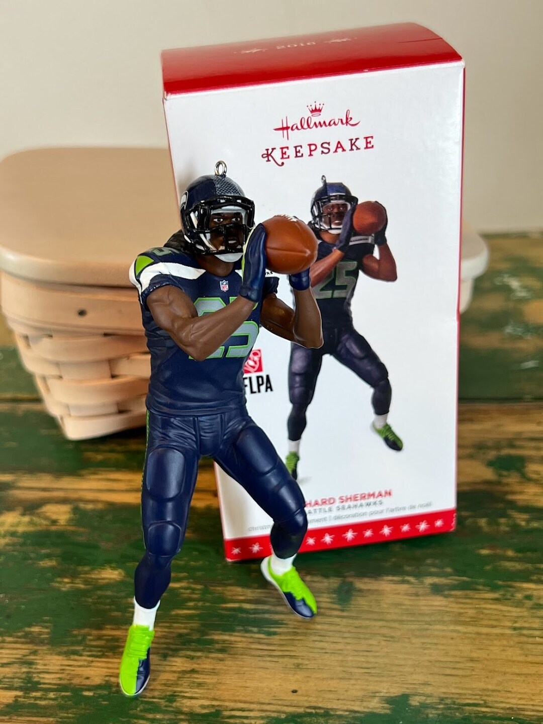 Hallmark Seattle Seahawks Richard Sherman 25 Christmas Tree Ornament ...