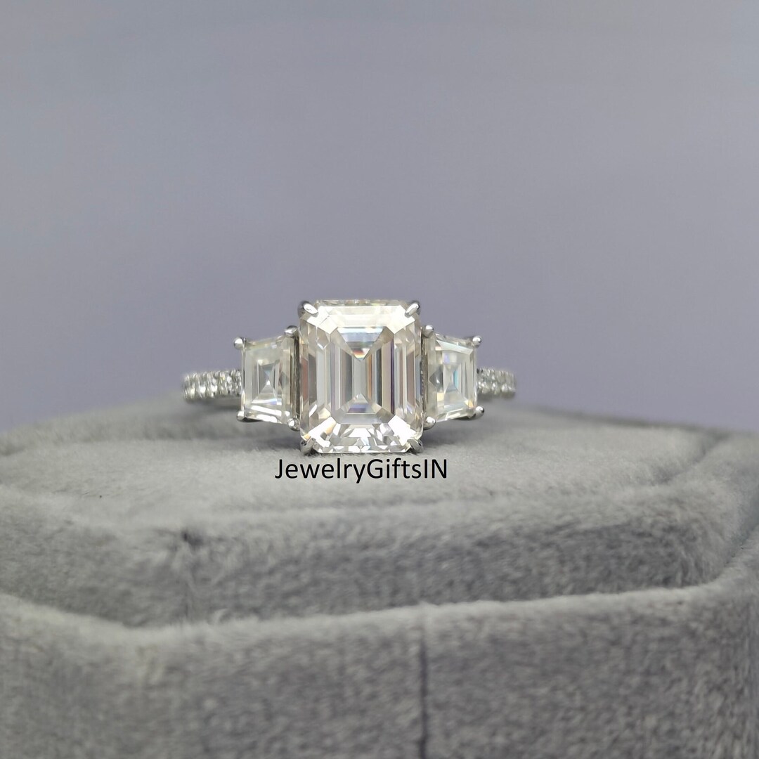 8x10 MM (4ct) Emerald Cut White Moissanite & Tapper Engagement Ring/14k ...
