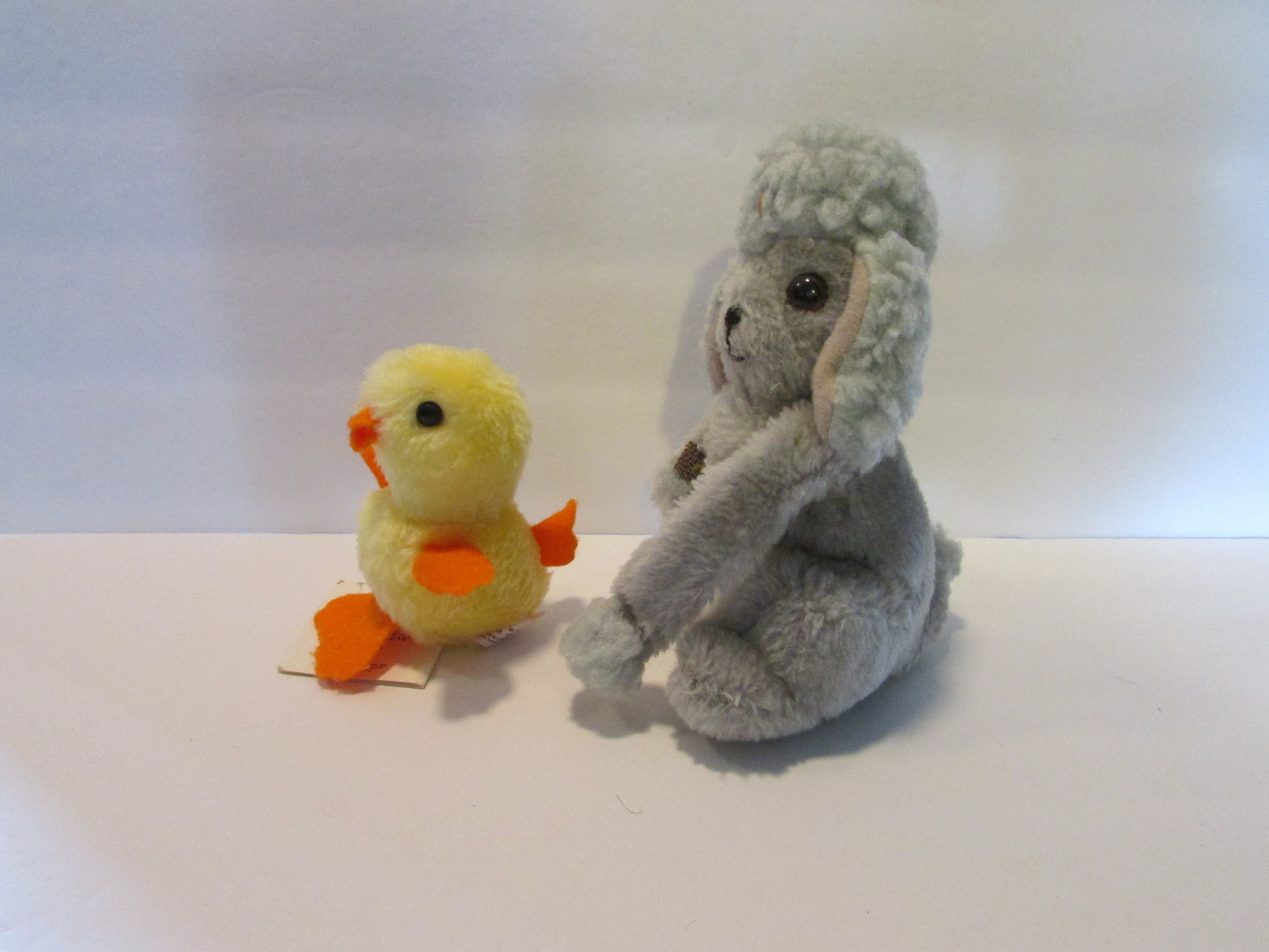 Vintage Set of 2 Stuffed Animal Easter Yellow Chick Gibson Greetings ...