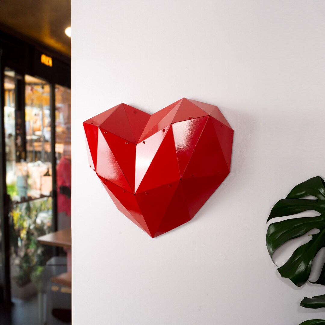 Metal Heart Wall Statue, Handmade Poly Heart Sculpture, 3D Metal Wall ...